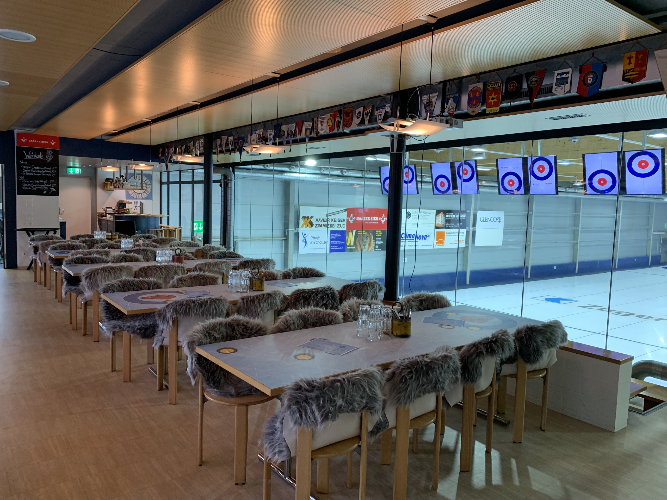 Curling Restaurant Öffnungszeiten Festtage 2023/24 – Curling Club Zug